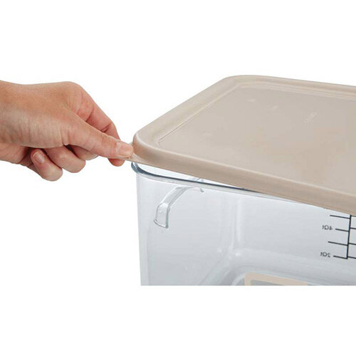 Rubbermaid 7.6L Space Saving Stackable Food Storage Square Container ...