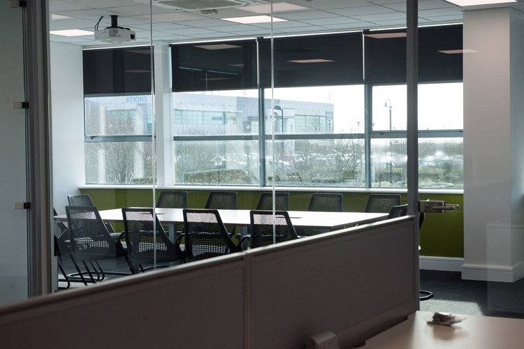 Amazon Project Phase 1 Boardroom & Meeting Room Fitout By Huntoffice ...