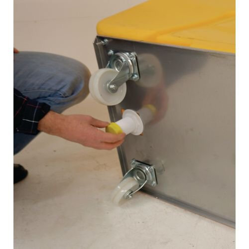 COSHH clinical waste trucks - Hunt Office Ireland