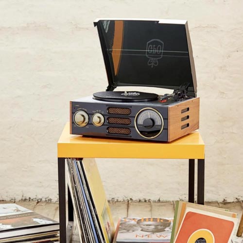 GPO Empire Wooden Turntable with built in Radio and Speakers - Hunt ...