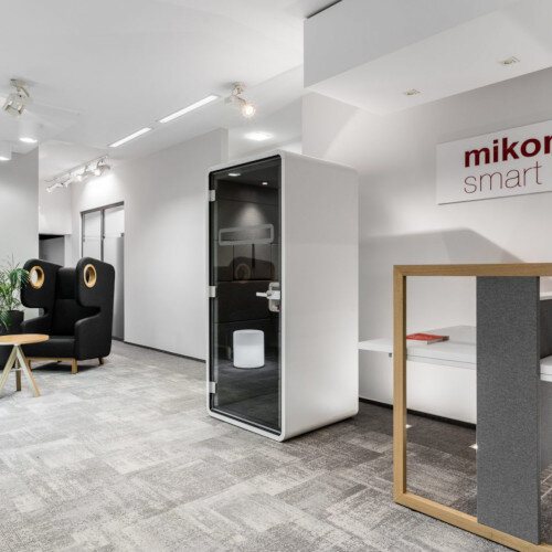 Hush Phone Acoustic Telephone Booth - Hunt Office Ireland