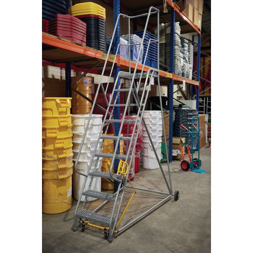 10 Tread Mobile Step With Aluminium Treads & Grip Lift Mechanism Blue ...