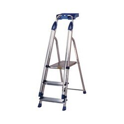 Blue Seal Ladder 3-Tread Aluminium 0.58m 311493 - Hunt Office Ireland