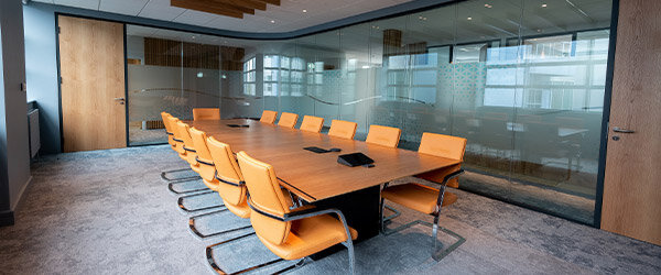 Boardroom Tables Buyer's Guide - HuntOffice.ie